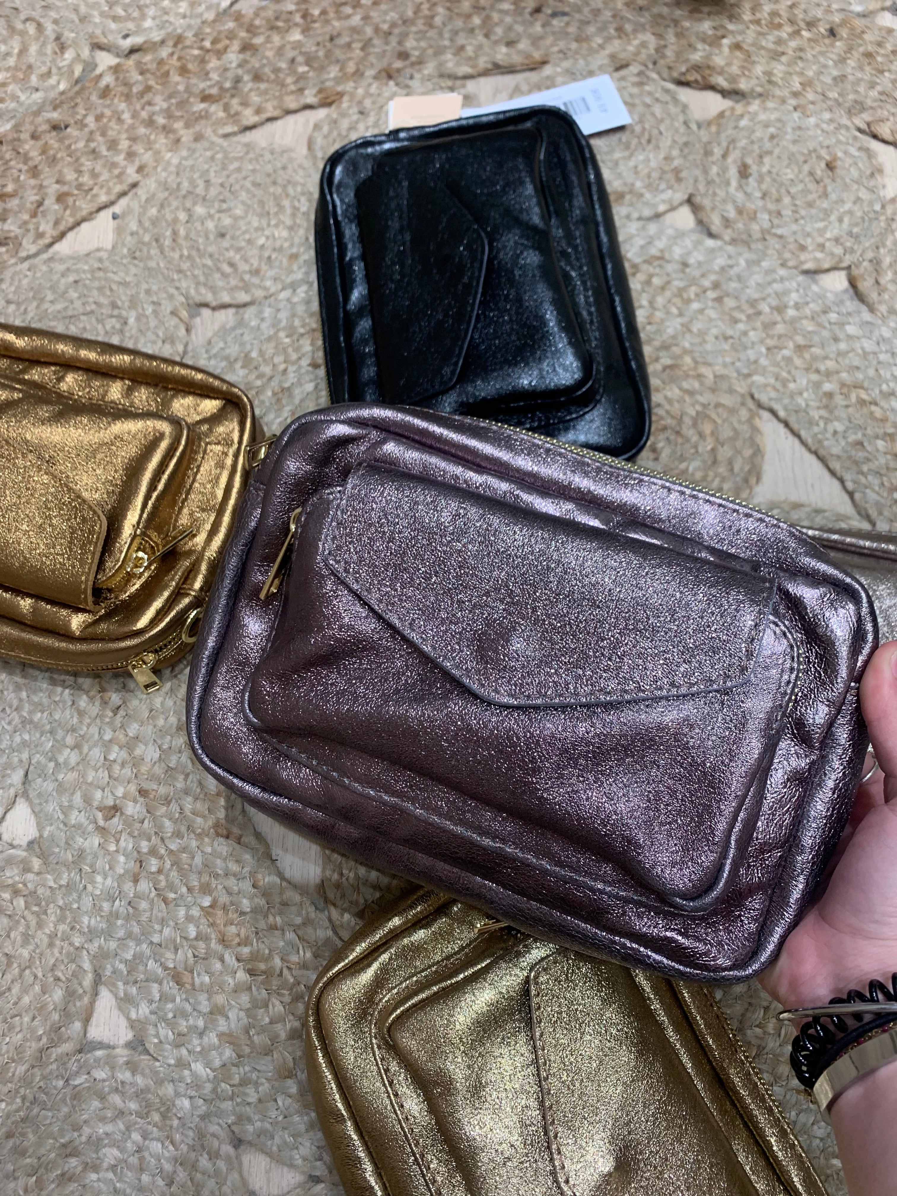 Sac Angèle – Clothes and Clo